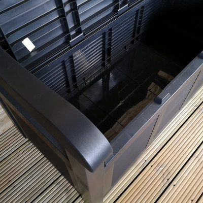 Lockable outdoor storage bench store