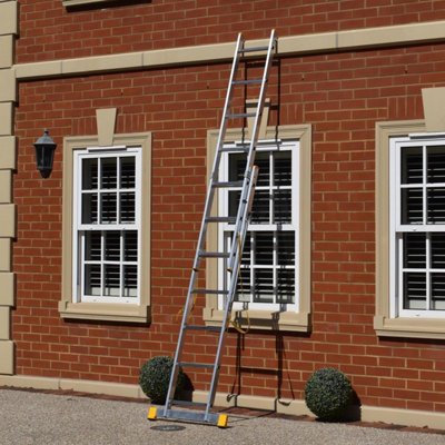 3.13m Trade Master Pro 2 Section Extension Ladder | DIY at B&Q