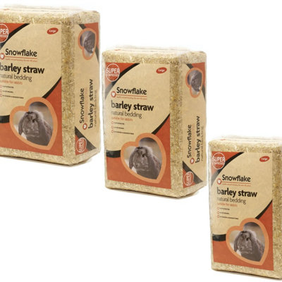 3 x 3KG Soft Flake Barley Straw Animal Bedding For Small Animals