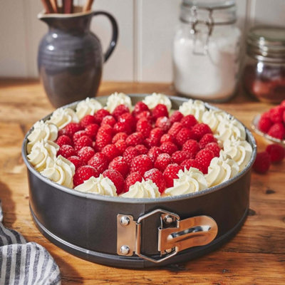 3 x Round Non-Stick 9 Inch (22cm) Springform Cake Pan Round Bake Ware Tin