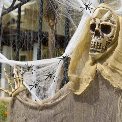 ceiling spider decoration