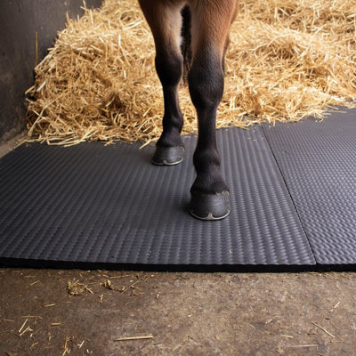 34MM STRAIGHT HORSE STABLE FLOOR MAT X 12