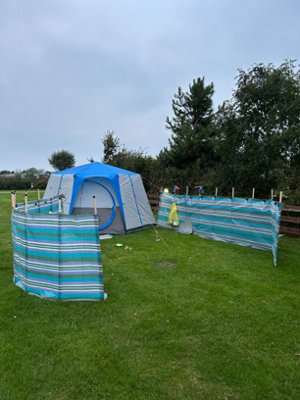 4 Pole Green Windbreaker - 4ft x 7ft Wind Break Garden Beach Privacy ...