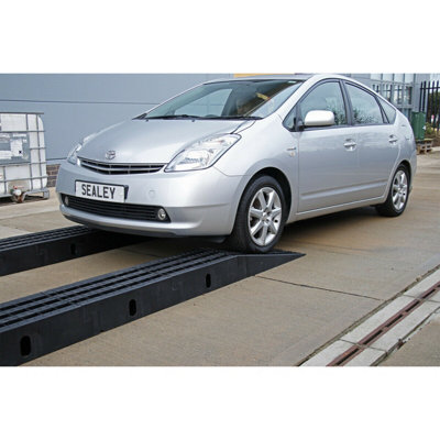 4 Tonne Modular Pit Ramp Kit - 350mm Wide Ramps - Mechanics Under ...