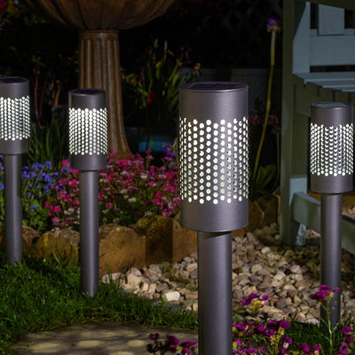 4 x Solar Powered Arc Stake Lights - 10 Lumen Outdoor Garden Lighting ...