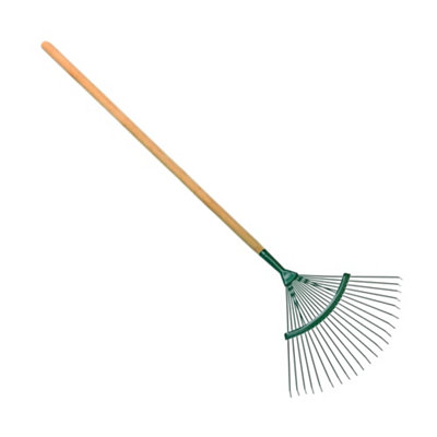 42 cm / 18 Tines Traditional Steel Fan Rake with 115 cm Long Handle for ...