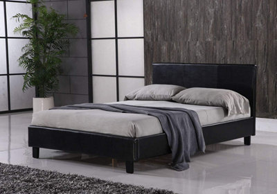 4ft6 Faux Leather Sprung Slatted Base Bed Frame in Black
