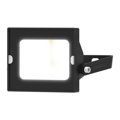 4lite IP65 Outdoor Security LED Floodlight 10W 850lm in Black with Cool ...