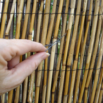 4m Wide Natural Peeled Reed Screening Roll, Garden/Patio/Balcony ...
