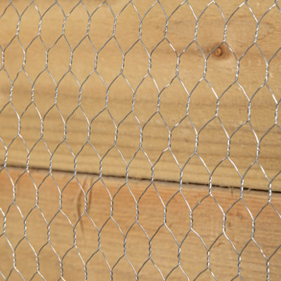 4m x 90cm of 13mm Chicken Wire Mesh Netting for Gardens / Pets / Ponds