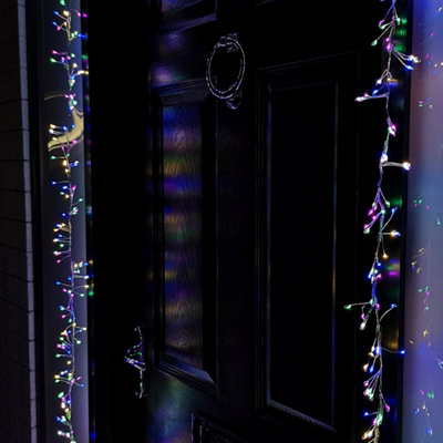 5.5m 880 LED Indoor Outdoor Christmas Door Lights in Multi-Coloured