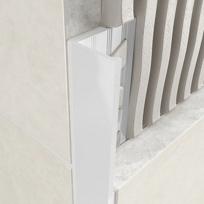 5 lengths of 12mm Matt White Tile Trim 250cm long