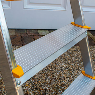 5 Step Trade Platform Step Ladder | DIY at B&Q