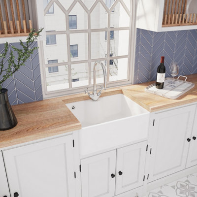 595mm - Fireclay Butler Kitchen Sink - Tap Ledge, Overflow, Tap & Waste