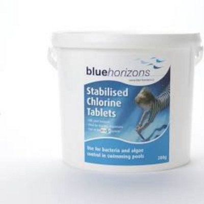 5kg Blue Horizons 200g Stabilsed Chlorine Tablets | DIY at B&Q