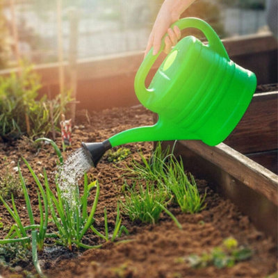 5L Watering Can, Green Lightweight Plastic Watering Can Black ...