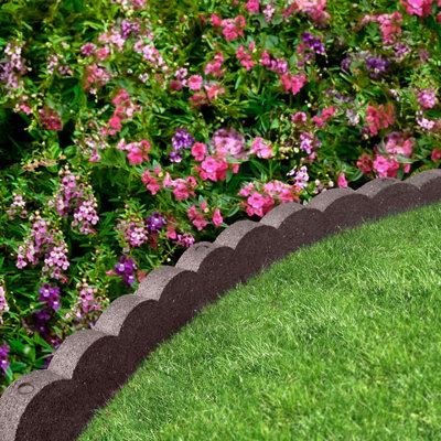 60pcs Brown Scallop Lawn Edging Rubber Gaden Border - Half Pallet