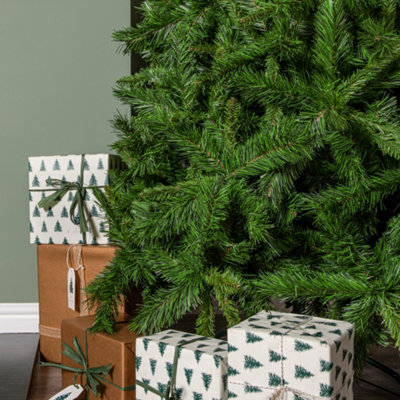 6ft (1.8m) Luxury Kateson Fir Artificial Green Christmas Tree with 816 Tips