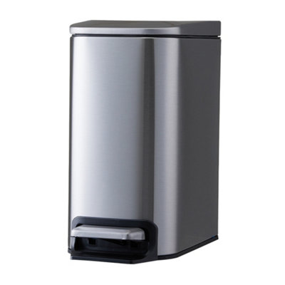 6L Matte Silver Trash Bin With Soft-Close Foot Pedal, 15cm W x 28cm D x ...