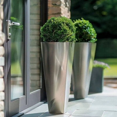 70CM ZINC SILVER TALL TAPERED SQUARE PLANTER