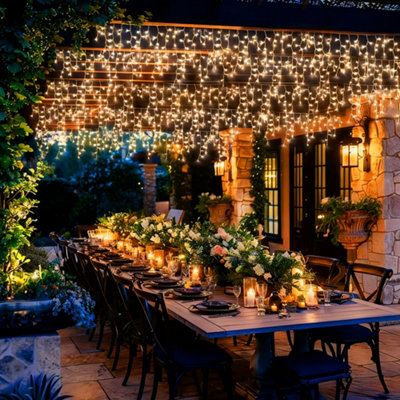 800 Warm Yellow LED Solar Powered Icicle Light String with remote ...