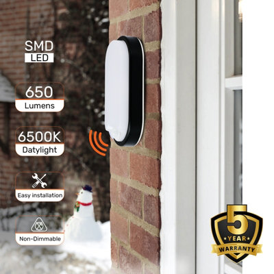 8W Oval LED Bulkhead Light, IP54 Waterproof, PIR Sensor, 650 Lumens ...