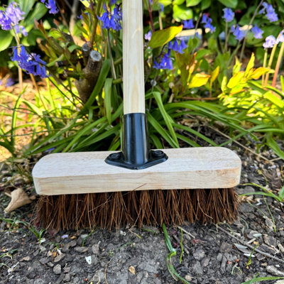 9" Deck Scrub Brush with Handle - Heavy Duty Outdoor Stiff Bassine ...