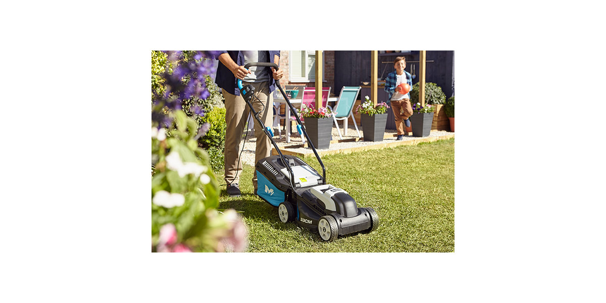 Best lawnmower buys | Outdoor & Garden | B&Q