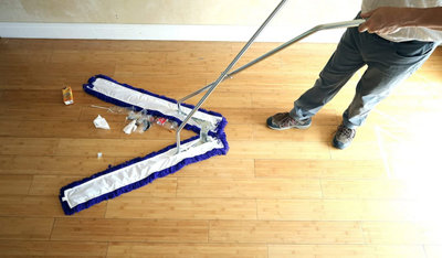 Abbey 100cm V Sweeper Kit. Washable & Easily Catches Dust from Floors ...