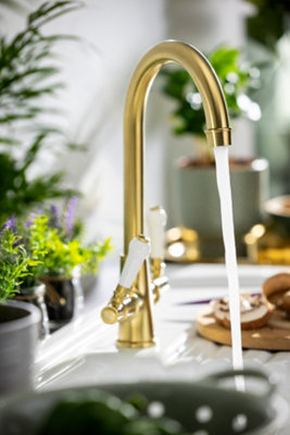 Abode Keswick Traditional Monobloc Mixertap Dual Handle in Brushed Brass