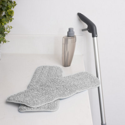 ADDIS Essentials Microfibre Spray Flat Mop with 2x Spare Replacement ...