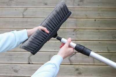 ADDIS Water-Fed Broom 518841B&Q