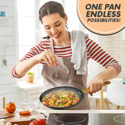 AEX Non Stick Copper Frying Pan 24cm with Wooden Handle for Induction ...