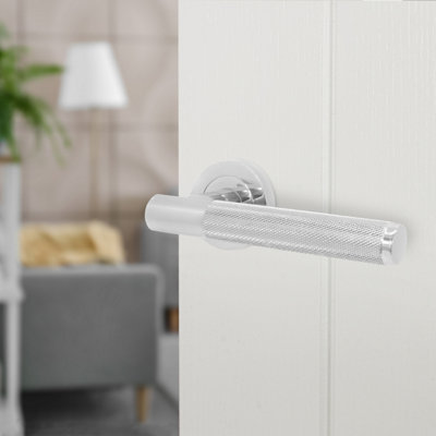 AFIT Chrome Door Handle Polished Chrome Internal Lever on Rose Vuori ...