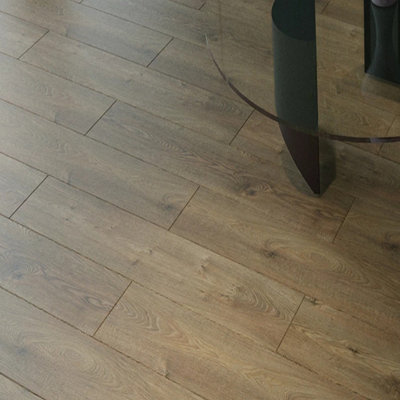 AGT Atlas PRK913 Wood Effect Click Laminate Flooring - Plank (12mm) For ...