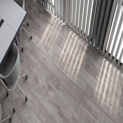 AGT Toros PRK901 Wood Effect Click Laminate Flooring - Plank (12mm) For ...