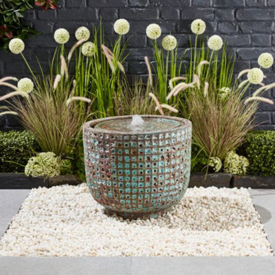 Altico Jada Garden Mains Plugin Powered Water Feature