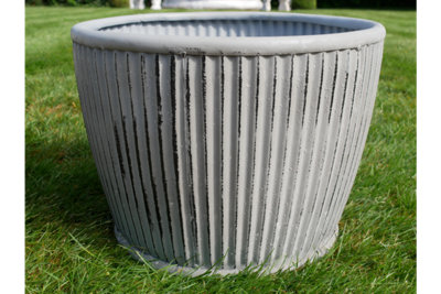 Annibells Large Grey Galvanised Metal Ribbed Planters (6975) - Medium