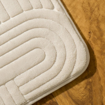 Arch Embossed Memory Foam Absorbent Non-Slip Bath Mat, Cream - 45 x 75cm