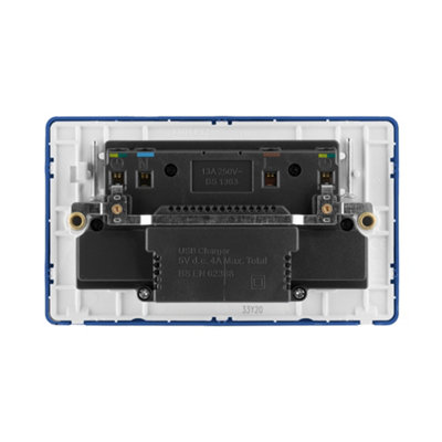 Arlec Rocker Screwless Double 2 Gang 13A USB 4A 15W 2 Outlet Type A ...