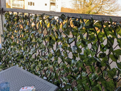 Artificial Ivy Leaf Willow Trellis Expandable Privacy Fence Screen 1m x 2m