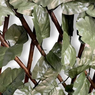 Artificial Maple Leaf Willow Fence Ivy Screen on Trellis Hedge ...