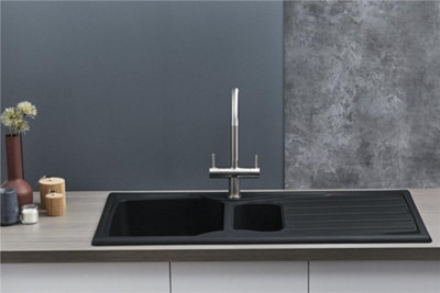 Astracast S15BL 1.5 Bowl Reversible Black Kitchen Sink And Waste Kit