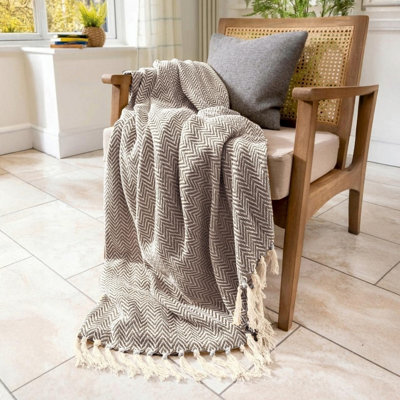 Audley Chevron Herringbone Throw Blanket - Chocolate Brown, 125 x 150cm