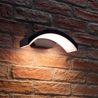 Auraglow Black Arch Integrated LED Outdoor Wall Light - TRIUMPH