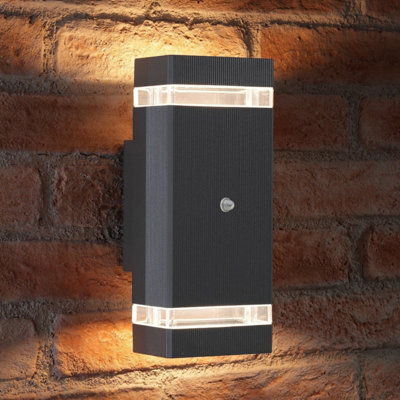 Auraglow Dusk Till Dawn Sensor Double Up & Down Wall Light - THRUXTON ...