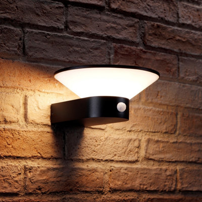Auraglow Integrated LED PIR Motion Sensor Wall Light - BRAEDON - Black ...