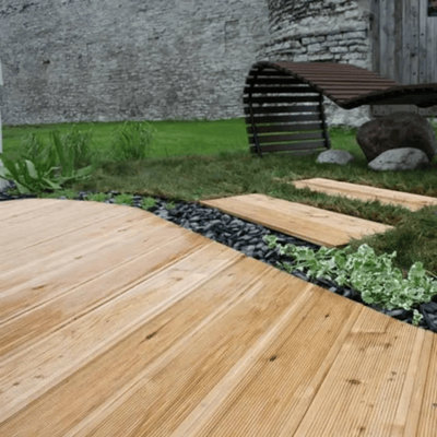 Austrian Larch Decking 27x144mm Reversible smooth/reeded & flat