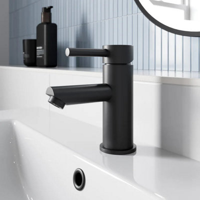 Aveli Bath Shower Mixer Basin Tap Set Round Twin Lever Modern Deck ...