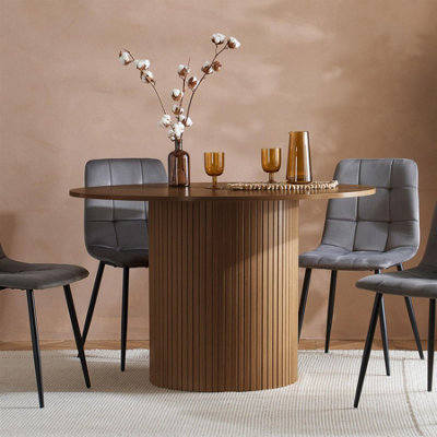 Axel Round Fluted Dining Table